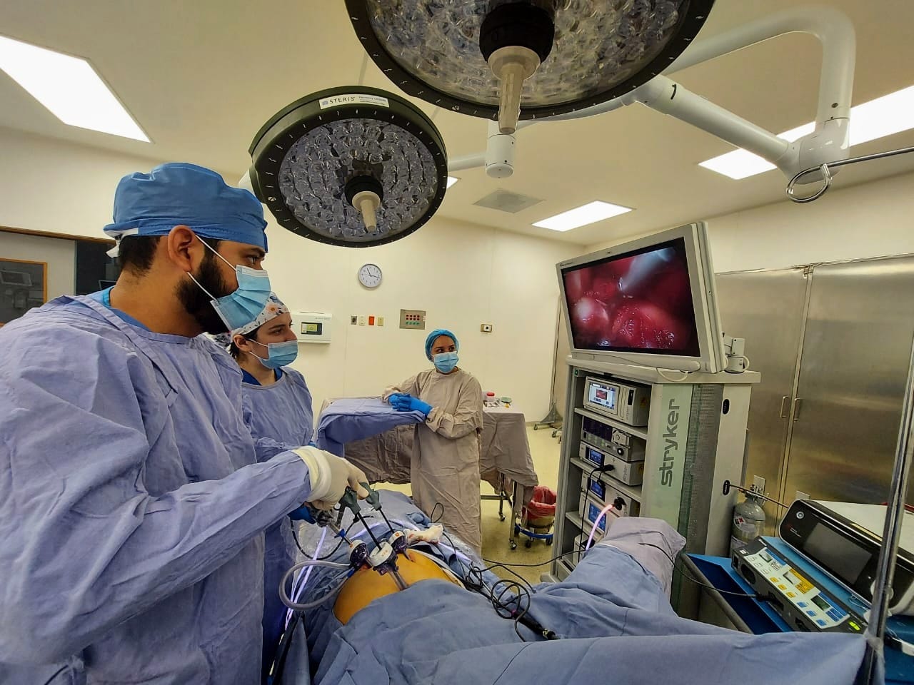 Cirugía antihemorroides de Hemorroides - Dr. Alain Alvarado